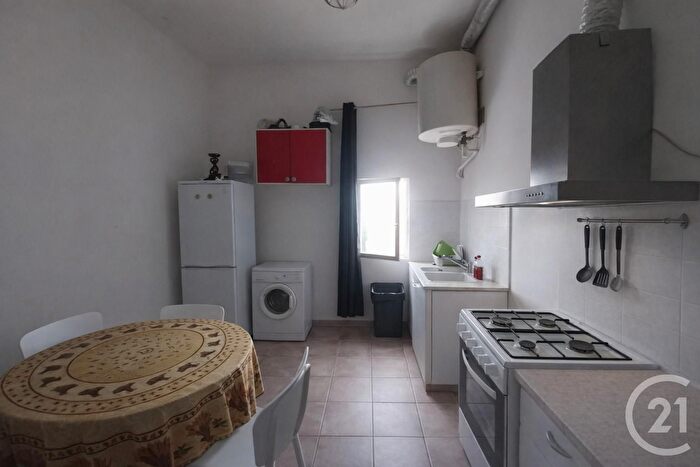 Appartement à vendre - Lunel, Centre-ville, Gare - 3 pièces - 2 chambres