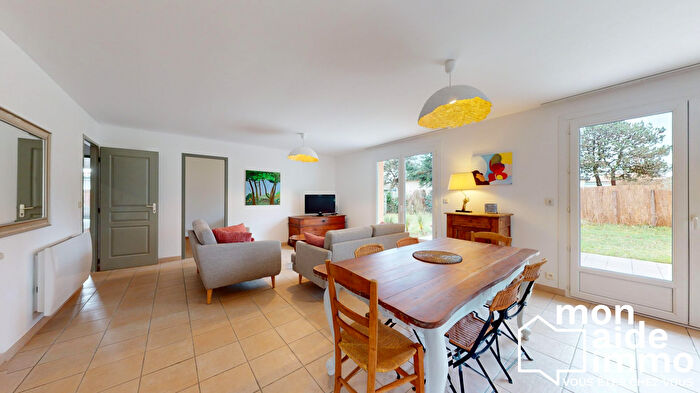 Maison 5 pièces à louer à Carignan-de-Bordeaux