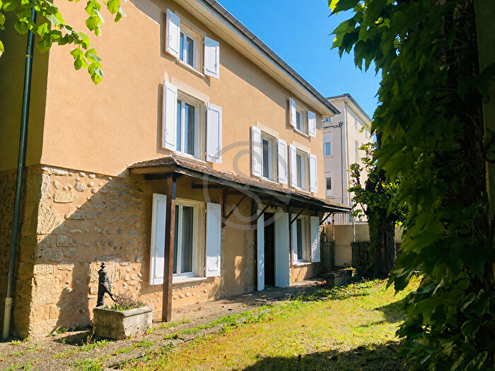 Beaurepaire : Maison 8 pièces à vendre