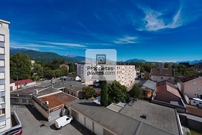 Appartement 4 pièces à vendre - Grenoble, Bajatière