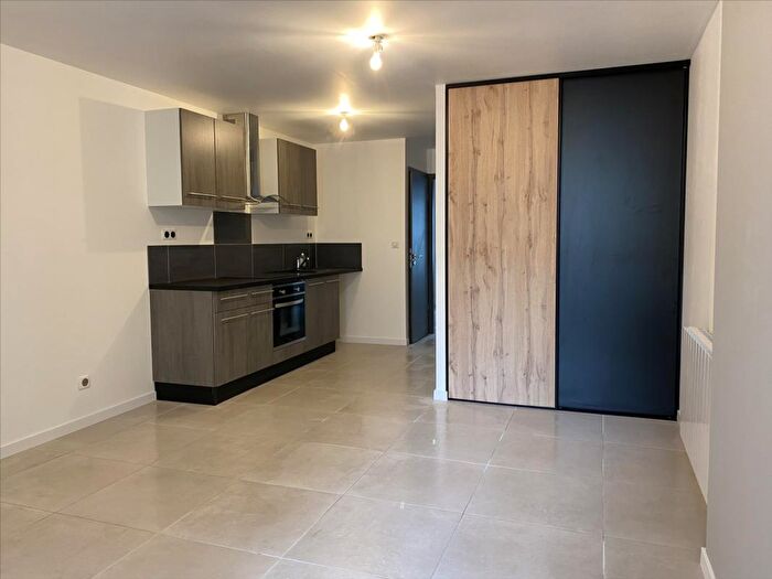 Appartement à louer - Lunéville, Niederbronn, Zola - 2 pièces - 1 chambre