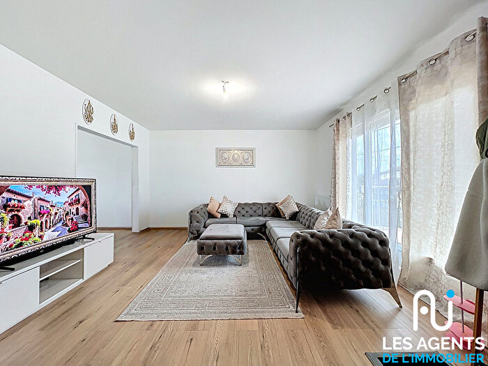 Maison à vendre - Meung-sur-Loire - 5 pièces - 4 chambres