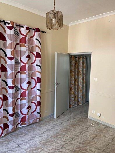 Camplanier, Nîmes : Maison 2 pièces à louer