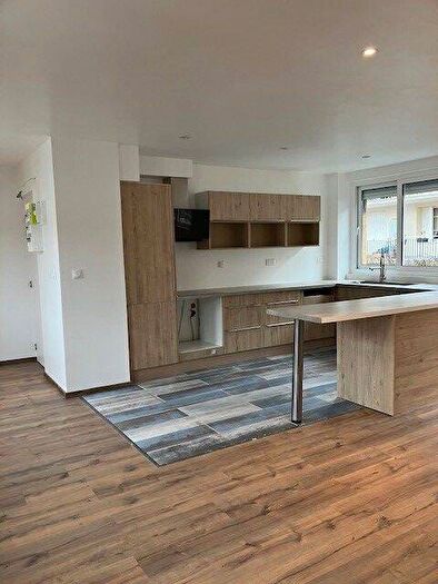 Appartement à louer - Espaces Jeunes, Issy-les-Moulineaux - 3 pièces - 2 chambres