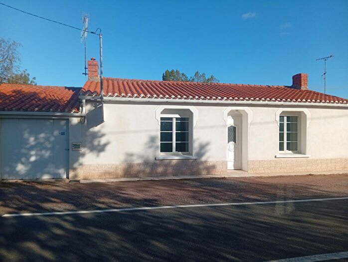 Maison 5 pièces à Grosbreuil, à vendre
