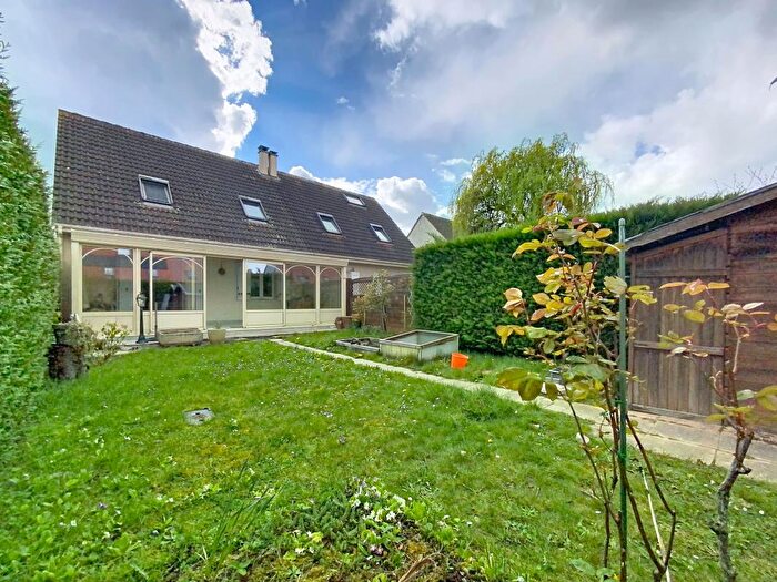 Maison à vendre - Guyancourt, LEurope - 4 pièces - 3 chambres