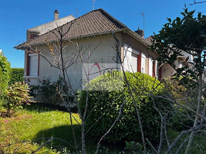 Maison 3 pièces à Melun, Rive de Seine, Sud, à vendre