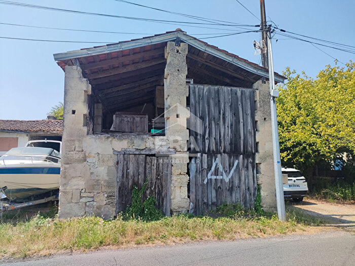 Maison 10 pièces à vendre à Saugon