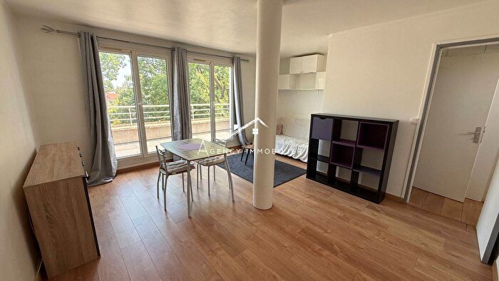 Appartement 1 pièce à Allée de la Tour, Villemomble, à louer