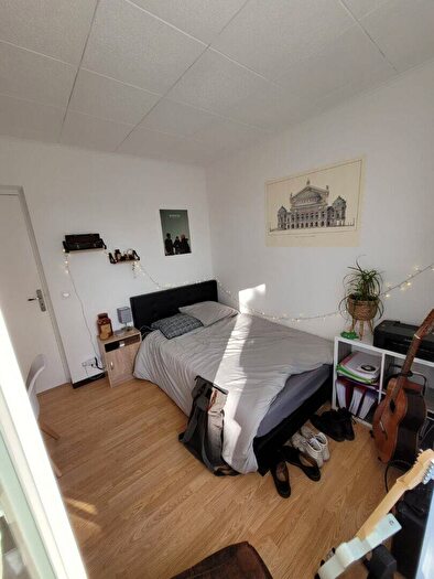 Appartement à louer - Coteau, Cachan - 1 pièce - 5 chambres