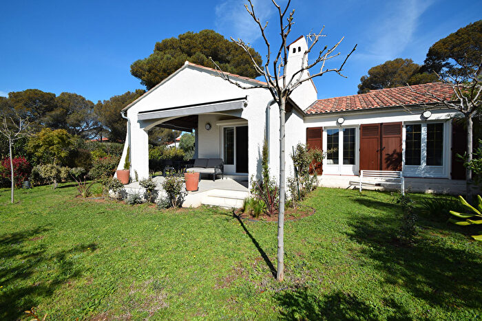 Maison à vendre - Saint-Raphaël, Plateau Notre-Dame - 4 pièces - 3 chambres