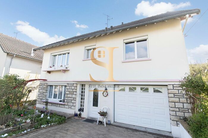 Maison à vendre - Viry-Châtillon, Port, Aviation - 8 pièces - 6 chambres