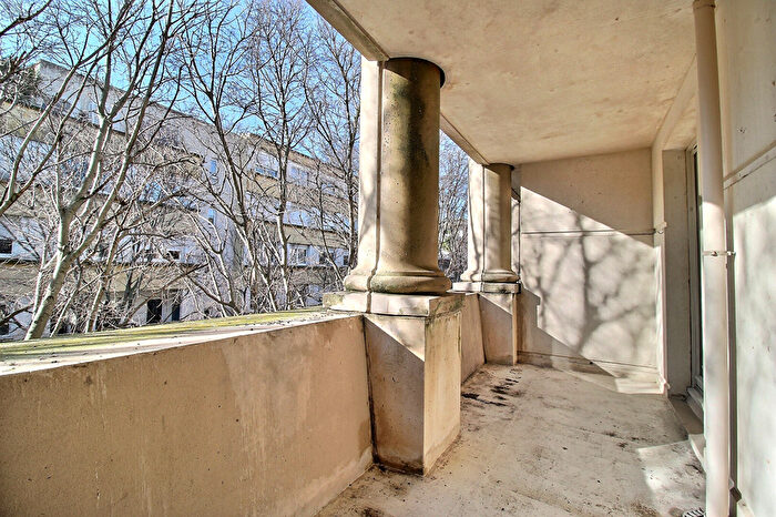 Appartement à louer - Montpellier, Antigone - 2 pièces - 1 chambre