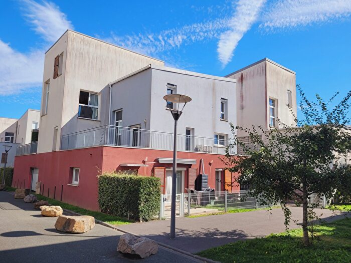 Appartement 3 pièces à vendre - Val-de-Reuil, Côteaux, Grosse Borne, Garancière