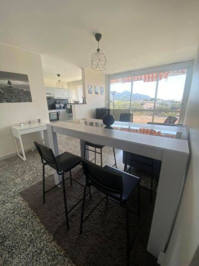 Le Redon, Marseille 9ème arrondissement : Appartement 4 pièces à louer