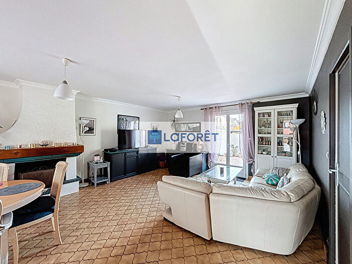 Maison à vendre - Ormesson-sur-Marne - 6 pièces - 4 chambres