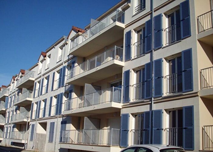 Appartement à louer - Les Barris, Périgueux - 5 pièces - 4 chambres