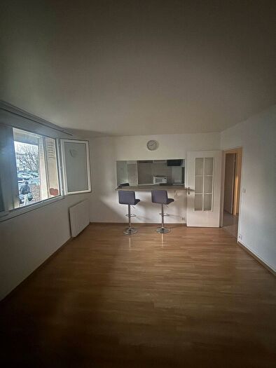 Appartement à louer - Savigny-Mitry, Aulnay-sous-Bois - 3 pièces - 2 chambres