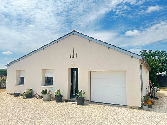 Maison 5 pièces à Mauzé-Thouarsais, à louer