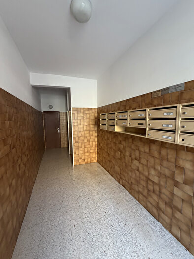 Appartement à vendre - Marseille e , Le Canet - 3 pièces - 2 chambres