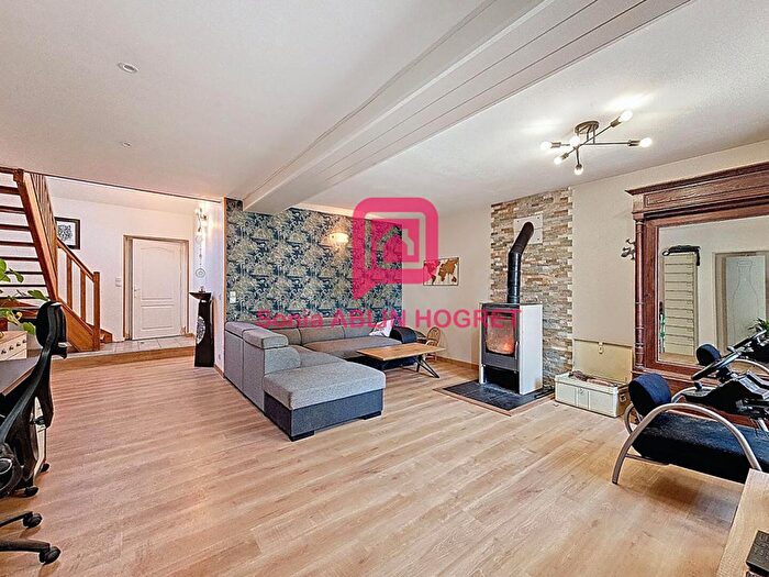 Maison à vendre - Saint-Quentin-les-Anges - 6 pièces - 4 chambres