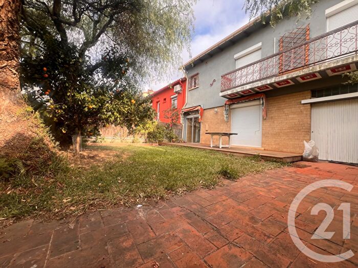 Maison à louer - Perpignan, Las Cobas - 5 pièces - 4 chambres