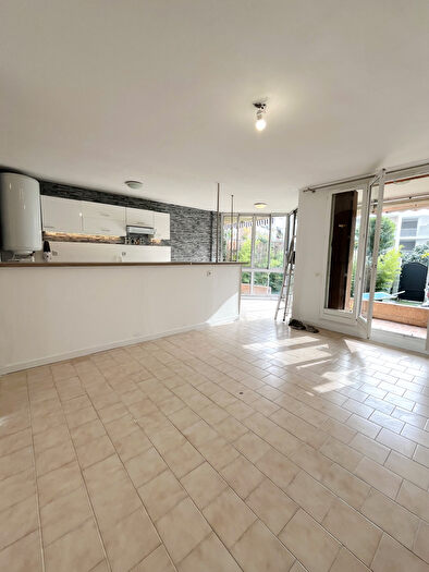 Appartement à vendre - Marseille e , La Cabucelle - 3 pièces - 2 chambres