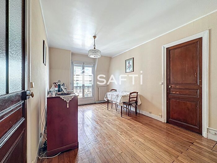 Appartement à vendre - Paris e , Croulebarbe - 2 pièces - 1 chambre