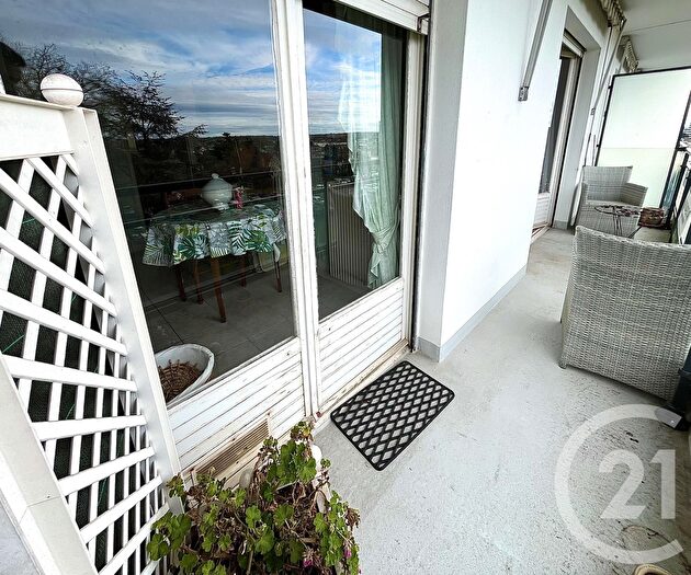 Appartement à vendre - Châtellerault, Ozon - 3 pièces - 2 chambres