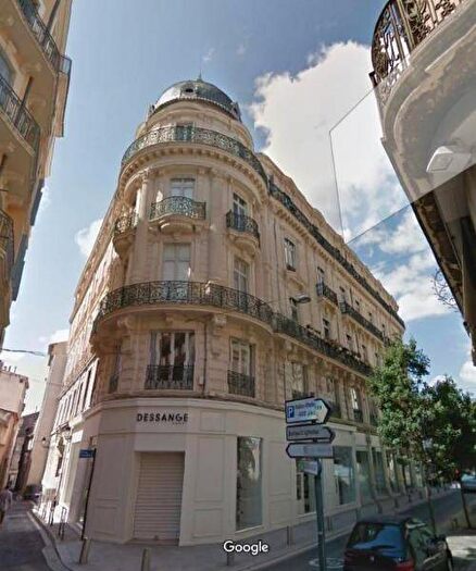 Appartement à louer - Allées Paul Riquet, Béziers - 2 pièces - 1 chambre