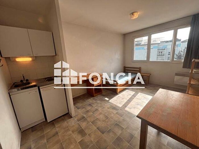 Appartement à louer - Berriat-Ampere, Grenoble - 1 pièce