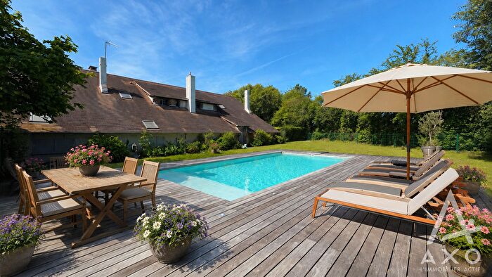 Maison 8 pièces à vendre à Girolles