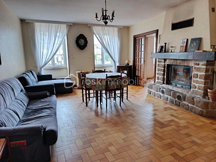 Maison à vendre - Couptrain - 7 pièces - 5 chambres