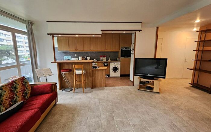 Appartement à vendre - Chennevières-sur-Marne, Les Bordes - 4 pièces - 3 chambres