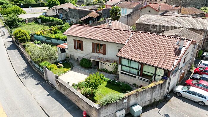 Serrières - Maison 5 pièces à vendre