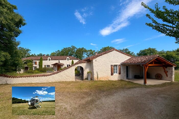 Maison à vendre - Villeneuve-sur-Lot, Zone rurale Nord - 8 pièces - 7 chambres