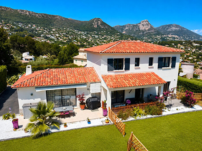 Vence, Saint-Martin, Lubiane, Le Suve : Maison 6 pièces à vendre