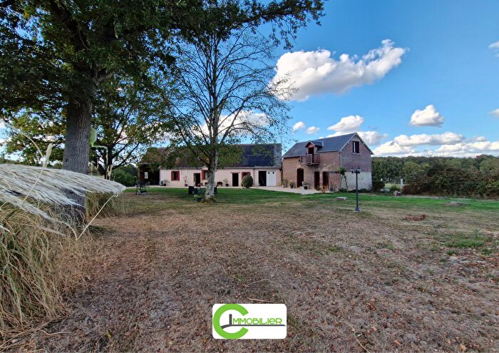 Maison 5 pièces à Saint-Agil, à vendre