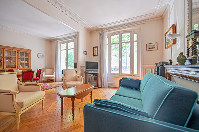 Appartement à vendre - Paris e , Léon-Blum, Folie-Regnault - 4 pièces - 2 chambres