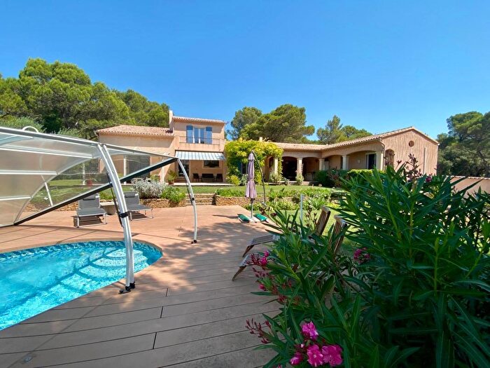 Maison à vendre - Uchaux - 6 pièces - 4 chambres