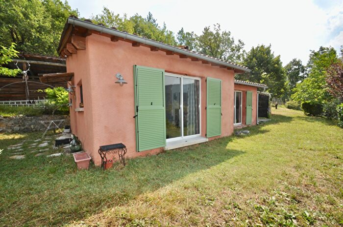 Maison 2 pièces à Sausses, à vendre