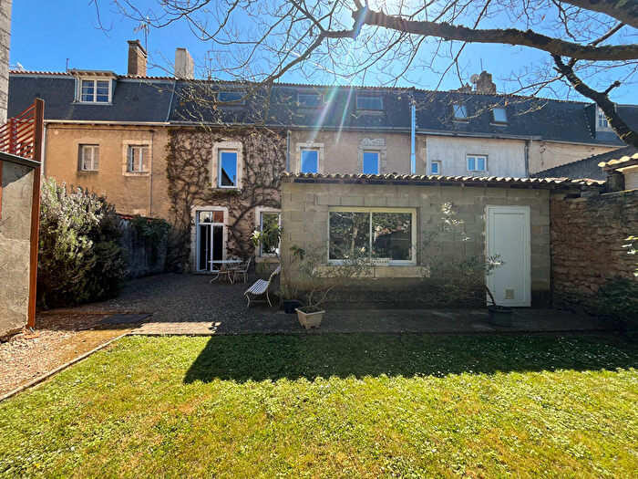 Poitiers, Sud : Maison 5 pièces à vendre