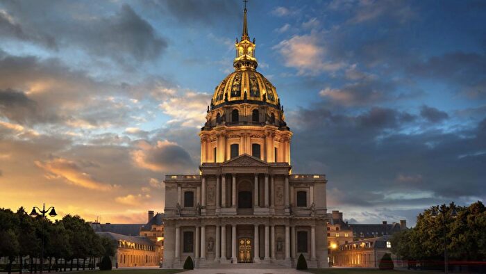 Appartement 6 pièces à vendre à Paris 7ème, Invalides