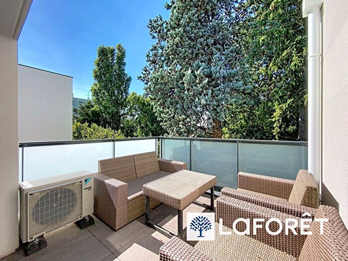 Appartement 3 pièces à Champagne-au-Mont-d'Or, à vendre