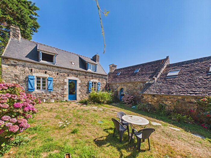 Guimaëc - Maison 8 pièces à vendre