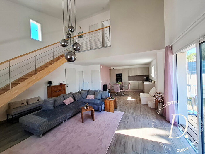 Le Pouget : Maison 3 pièces à vendre
