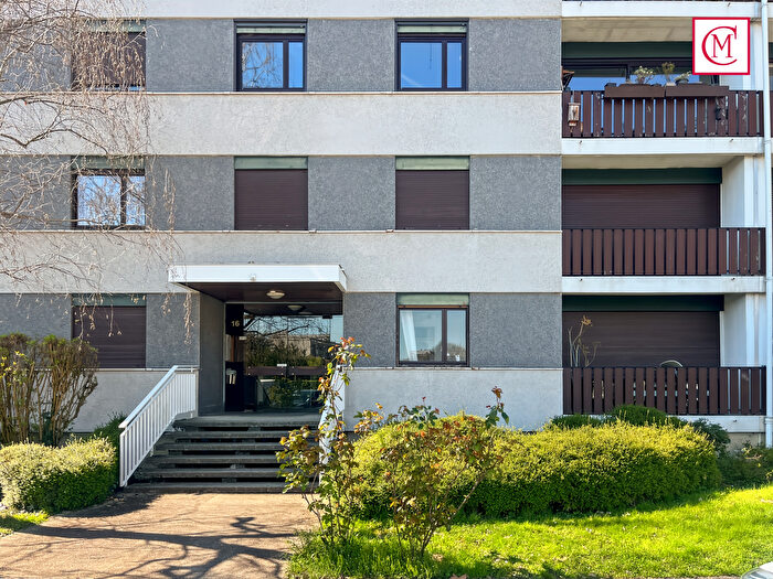 Appartement à vendre - La Tronche - 3 pièces - 2 chambres