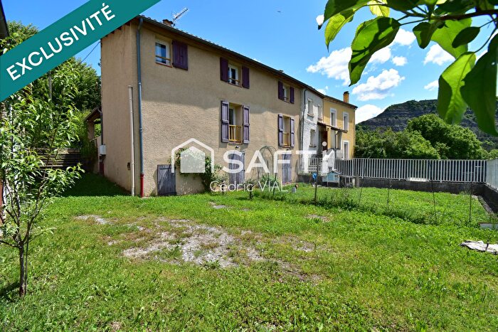 Maison à vendre - Marcoux - 7 pièces - 5 chambres