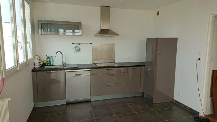 Appartement 4 pièces à Chilly-Mazarin, Gravigny, à louer