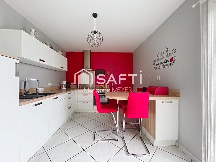 Maison à vendre - Saint-Lyphard - 5 pièces - 4 chambres